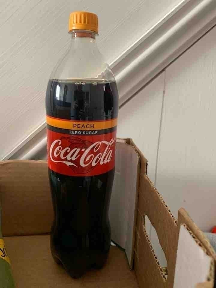 Coca Cola Zero sugar peach medium size bottle - OLIO